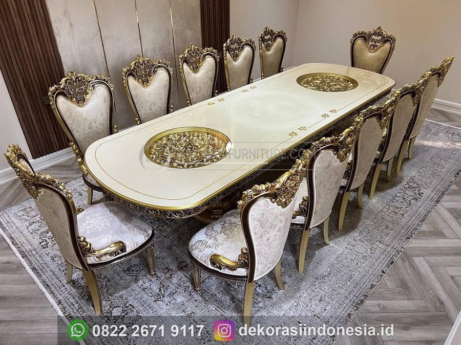 Meja Makan Klasik Mewah Guerro Vanni - Furniture Jepara Mewah Berkualitas